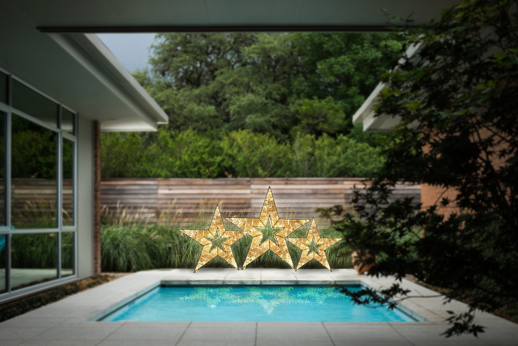 3D Standing Star Motif – HolidayLights.com